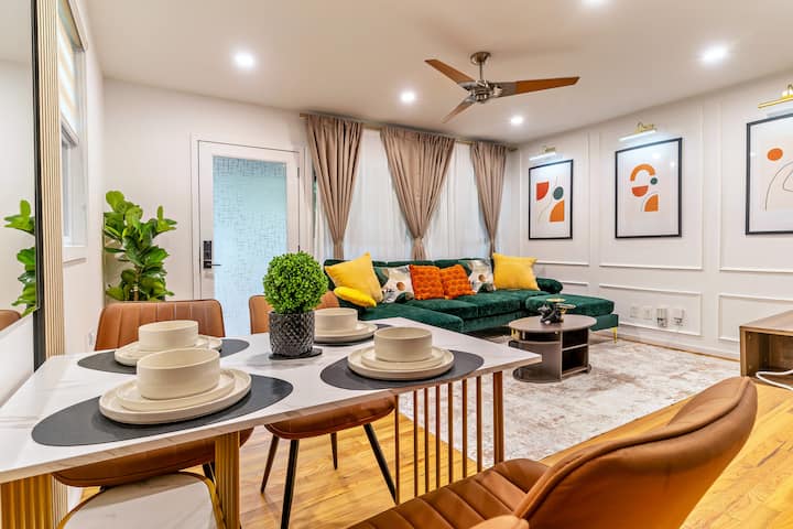 Cozyluxeescape|modern 2br Retreat |Near Dt Raleigh - Raleigh, NC