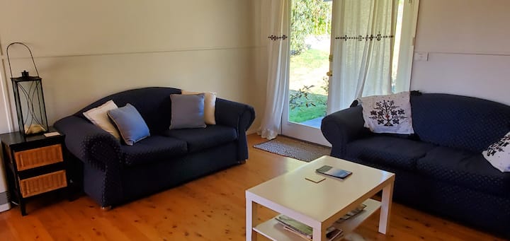 Blue Mountain's Fern Hill Cottage - Blackheath, NSW, Australia