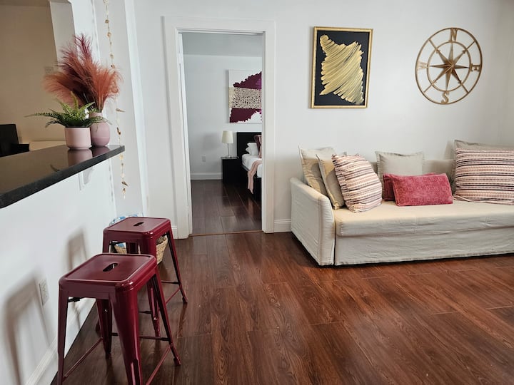 Great 1br Renovated 1 Minute From The Beach (4ppl) - Miami Beach