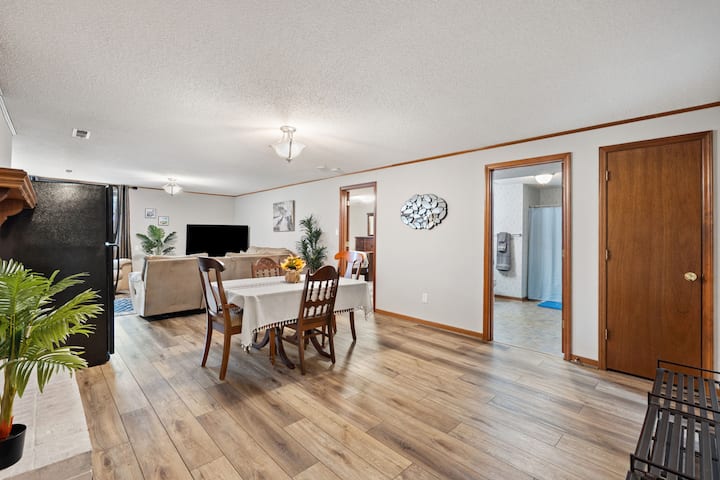 Private Studio In A Beautiful Neighborhood! - Winston-Salem, NC