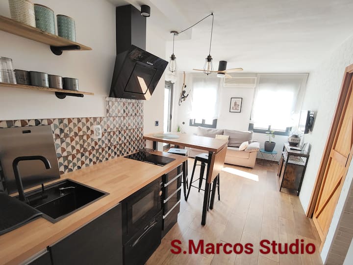 Apartamento De 2 Habitaciones  “S.marcos Studio” - Sevilla