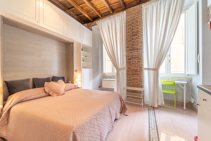 Secret Studio Retreat In The Heart Of The Ghetto - Roma