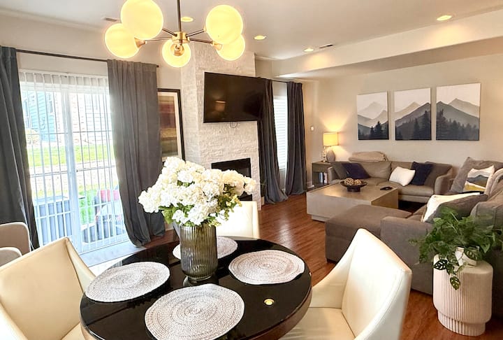 Quiet Luxe Townhome Near Lohi & Downtown - Denver
