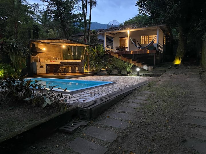 Casa Linda Ao Pé Do Morro - São Sebastião