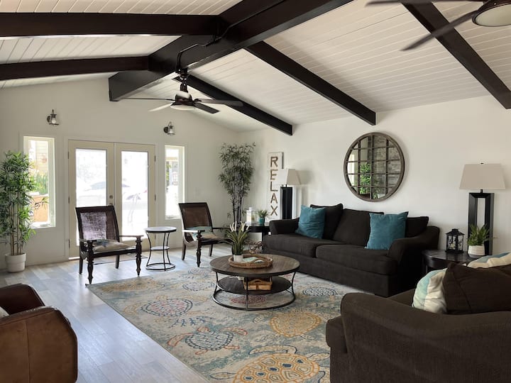 Large Patio, Beautiful Balboa Home: 508 Clubhouse - Newport Beach, CA