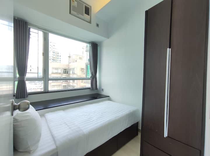 Hung Hom Superior Suite 3-bedroom - Sai Kung