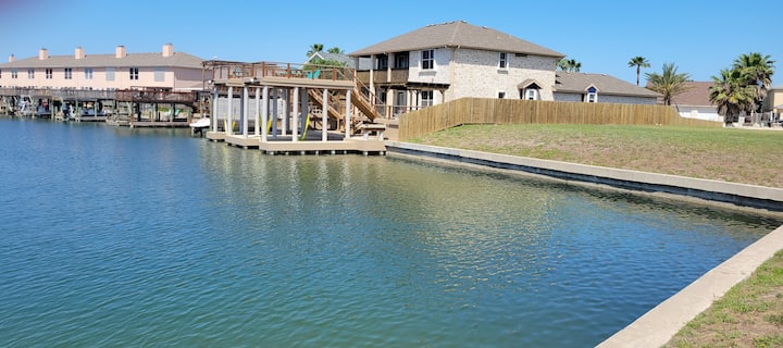 Top Level Canal Water Front Home! - 코퍼스크리스티