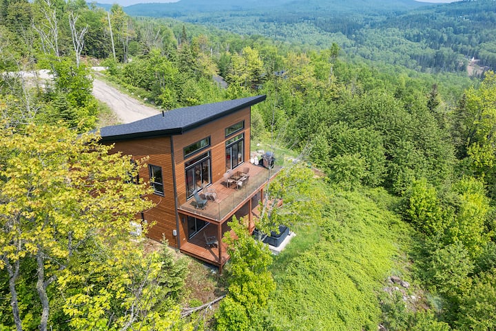 Hôtel à La Maison - L'horizon, Spa Et Fleuve - Baie-Saint-Paul, QC
