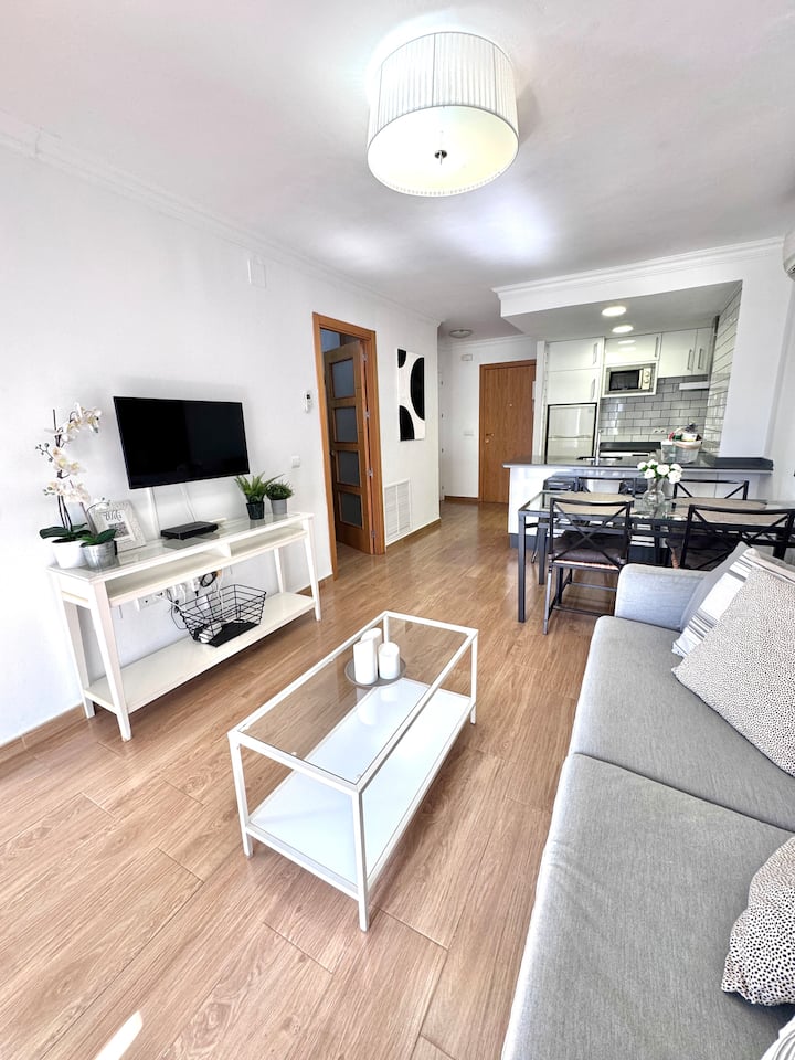 Modern And Elegant Apartment In Benalmadena - Benalmádena