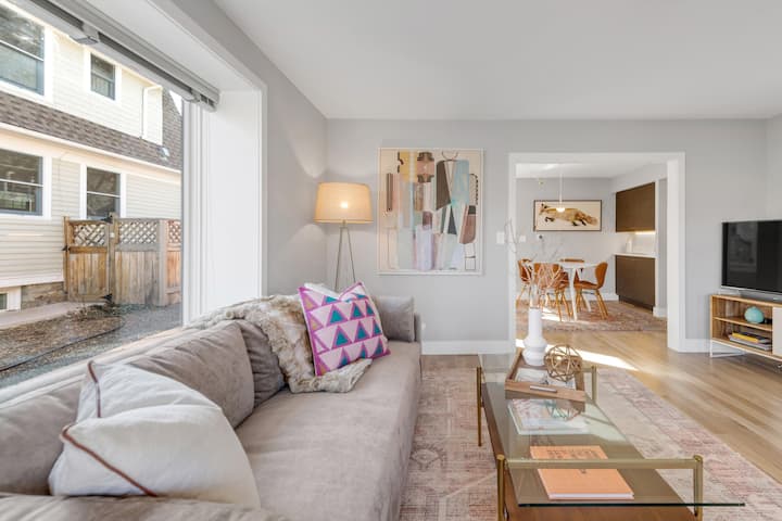 Top-drawer Comfort In Iconic Mapleton Hill - Boulder, CO