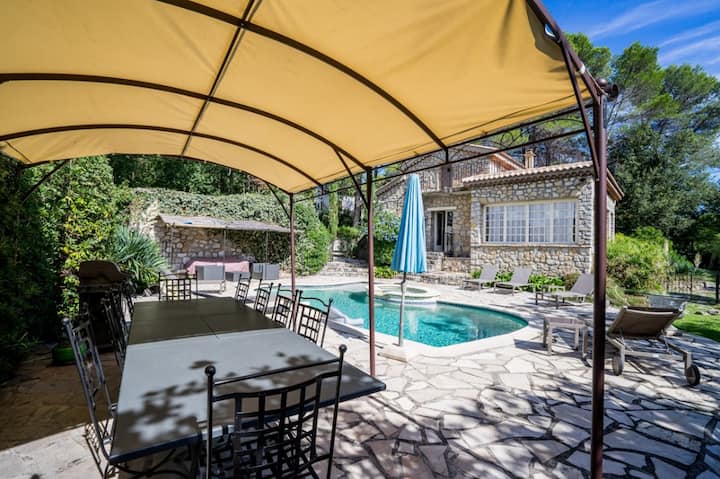 Charming Villa - Perfectly Located - Vence