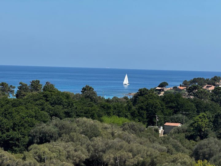 Appartement 3* Au Calme Face à La Mer à 400 M - Plage de Canella