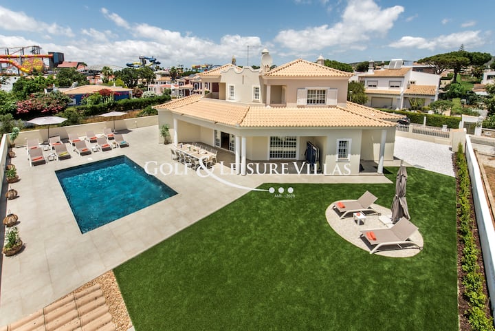 Spacious 6 Bedroom Villa With Pool Near Quarteira - Vilamoura