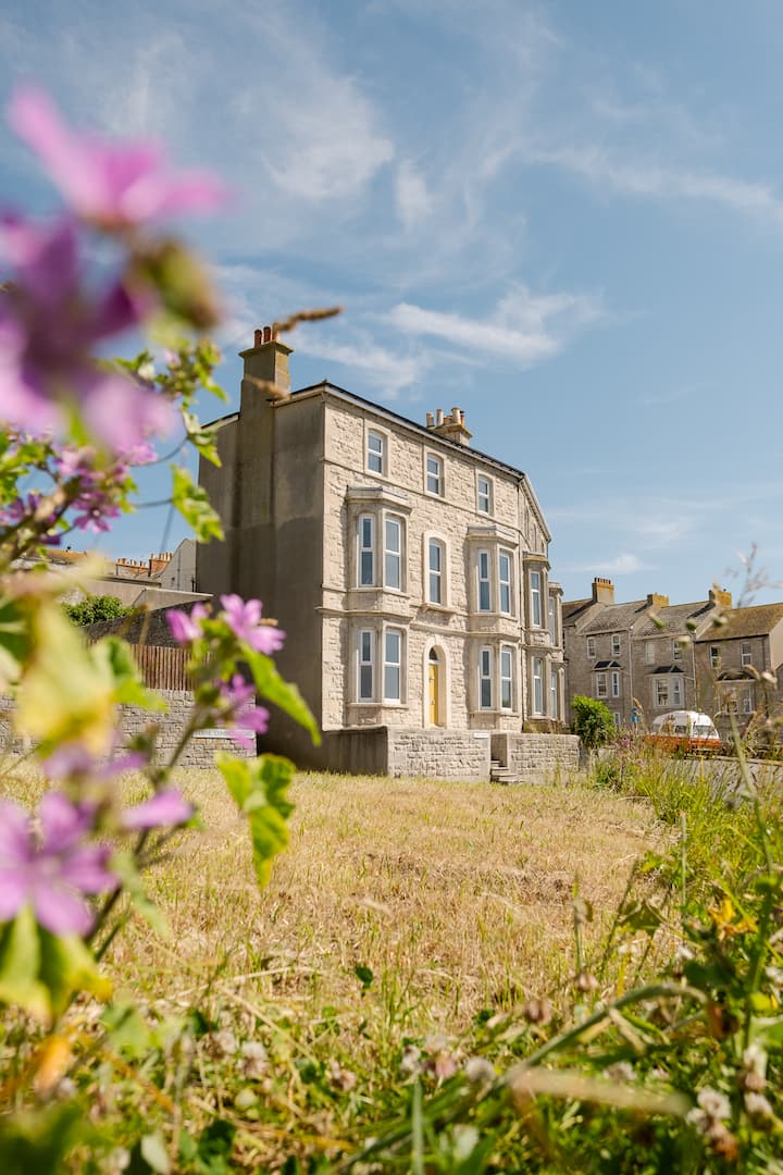Historic Seaman Chaplaincy, Seaview All Rooms - Dorset