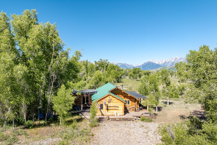 Rustic Retreat In Kelly Wyoming - Jackson Hole, WY