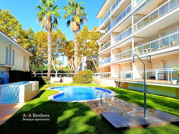 A&a Brothers Boutique -Marina Port D'aro- - Playa de Aro
