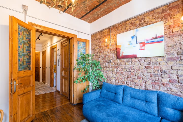 Central 3br, 2ba, 4ac Cozy Flat W/sea View&roof - Karaköy