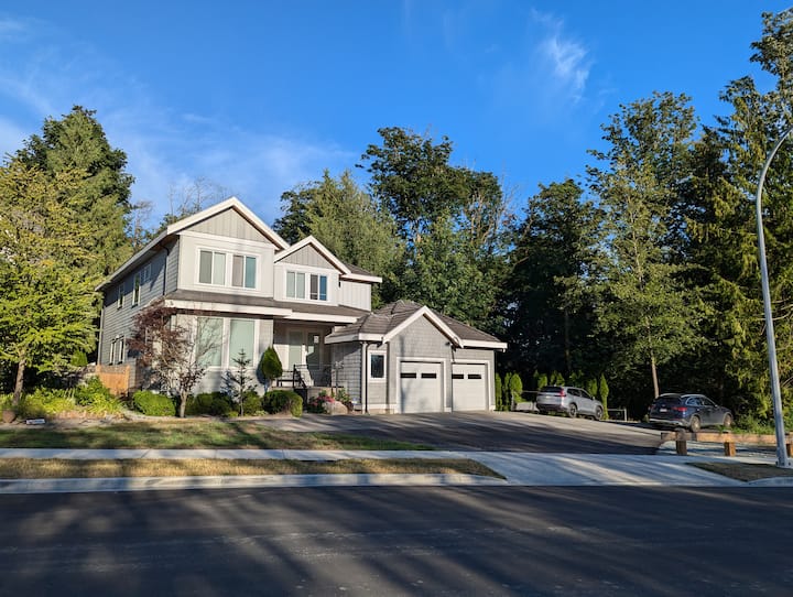 Entire Forest Home Near Nature & Amenities - Surrey