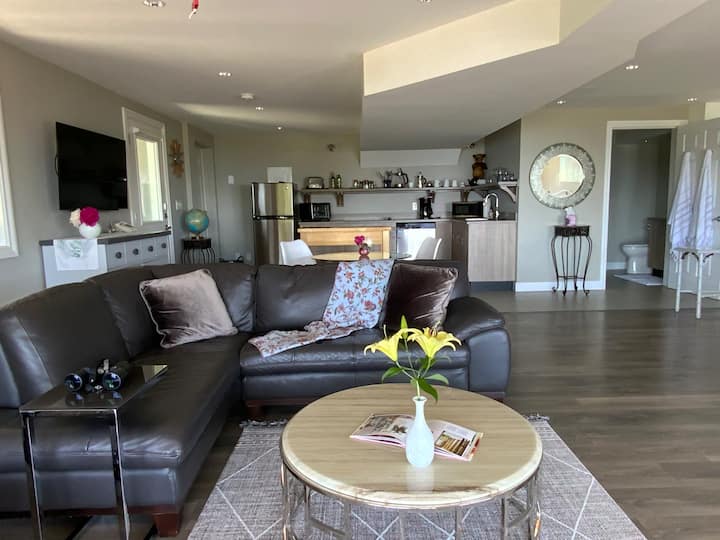 Sea Of Serenity Stunning Ocean Views On 6 Acres - Sooke