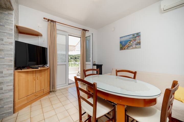 Apartments Ivis - Apartment 1 - Primošten