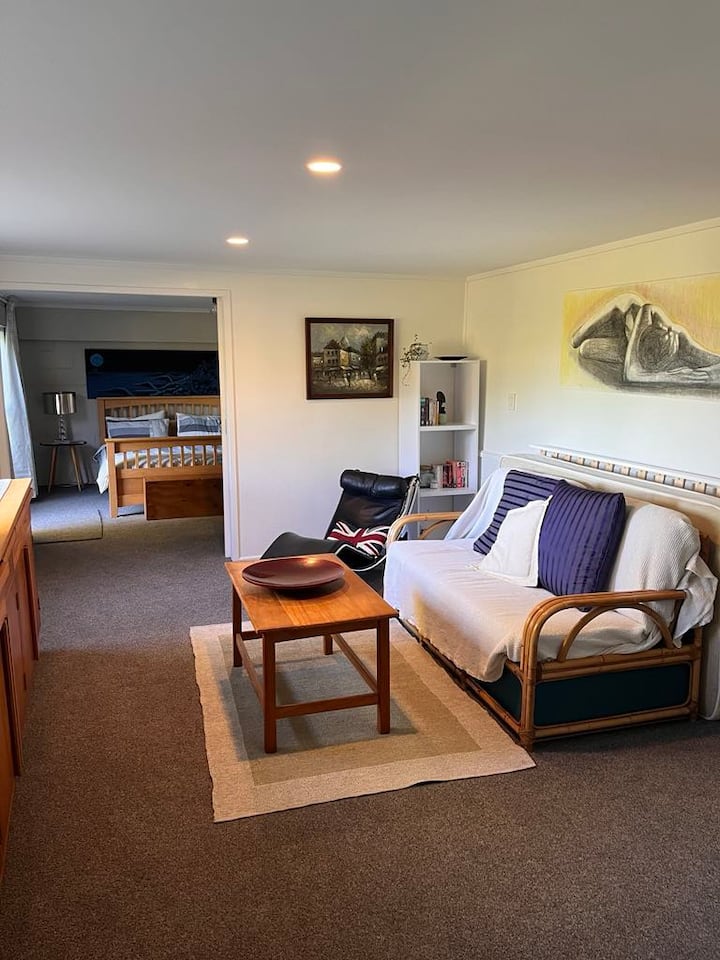 Lovely Downstairs Flat - Tauranga