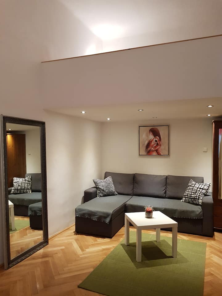 Explore, Eat, Enjoy – All From The Jewish Quarter! - Budapest