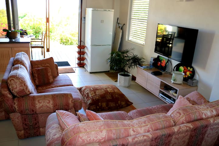 Modern Studio Apartment Offering Total Relaxation - Granada