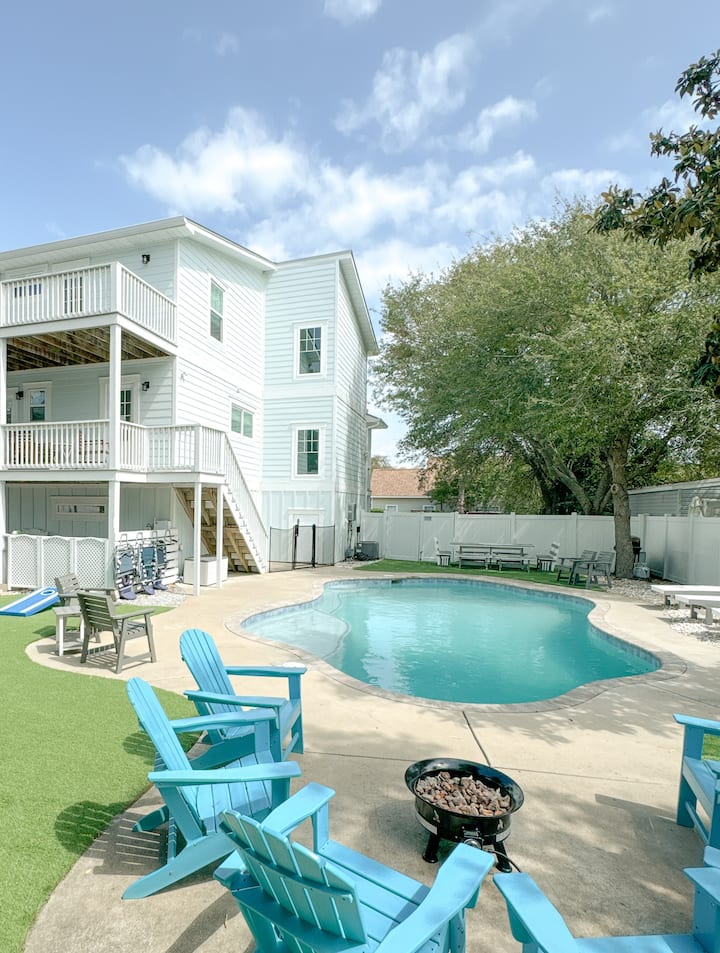 Private Pool/1 Block To Beach - Destin, FL