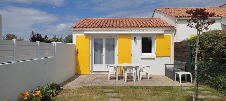 Maison Avec Jardinet Clôturé Plein Sud Réf 422 - La Tranche-sur-Mer