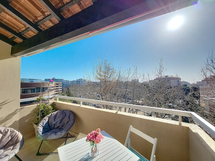 Studio Azur - Terrasse Et Parking,10 Mn à Pied Mer - Fréjus