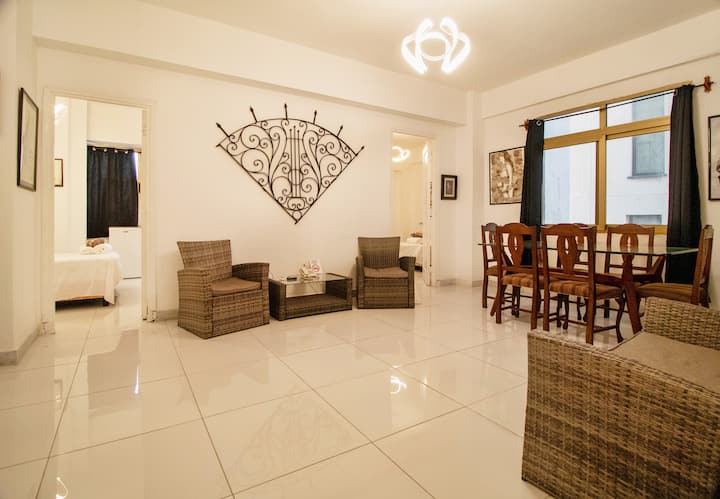 Apt Completo Al Lado Del Hotel Packard/wi-fi - Havana