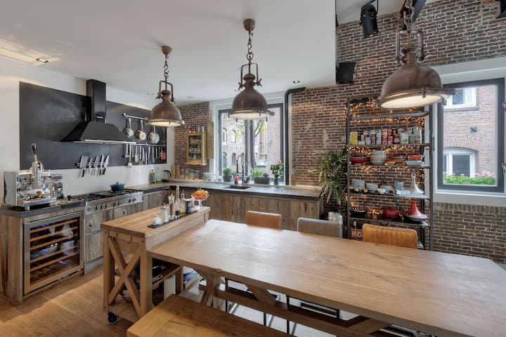 Amazing Holiday Loft - Top Location & Canal View - Zaandam