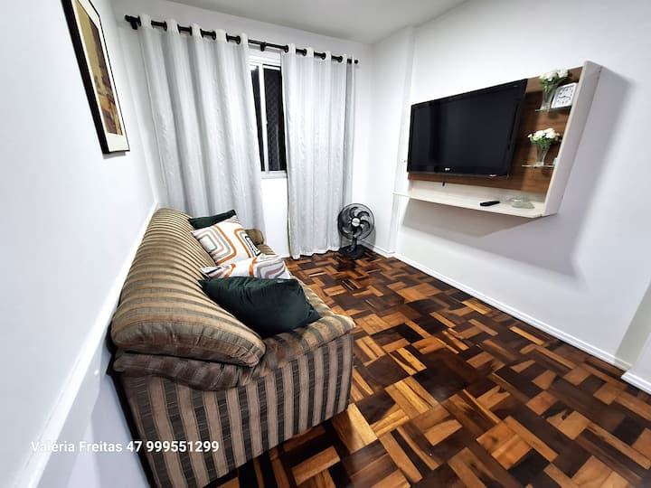 Ap 1 Quarto, 50 Metros Mar, Wifi, Ar, Garagem  73b - Balneário Camboriú