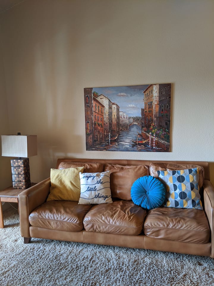 Peaceful Phoenix Condo With Lake, Pool, And Spa - Phoenix