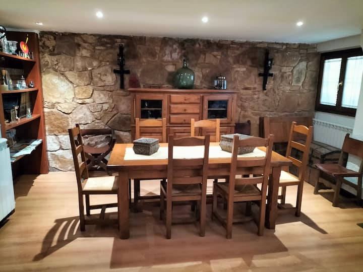 Casa De Campo Con Jardín En Bisimbre - Borja