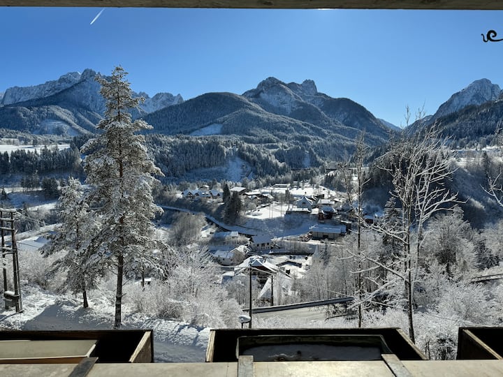 Lovely View Of The Dolomites Montains - Tarvisio