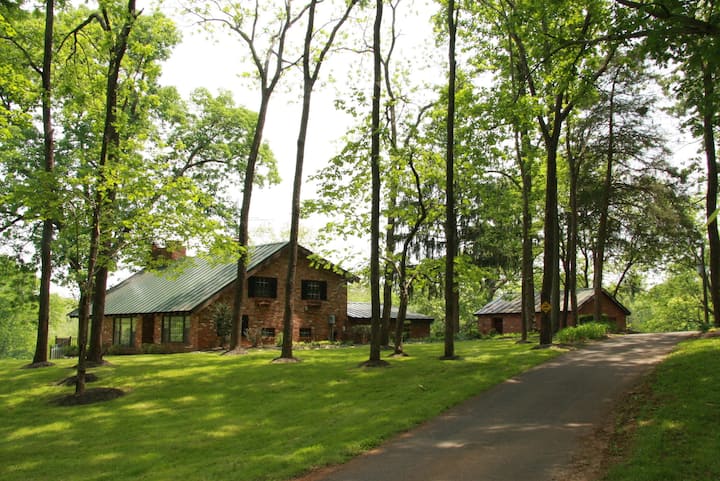 Executive Cottage - Warrenton, VA