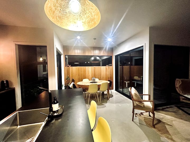 The Honeycomb Home - Tauranga
