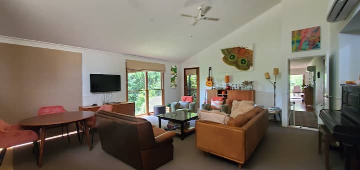 Mountains, Rivers, Mtb Retreat,
Pet Friendly, - Mountain Creek Road