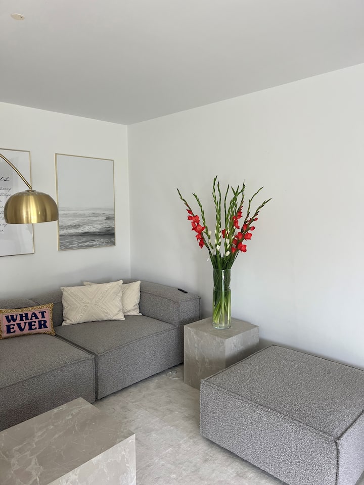 Moderne 2 Zimmer Whg. Unterhaching (Fasanenpark) - Taufkirchen