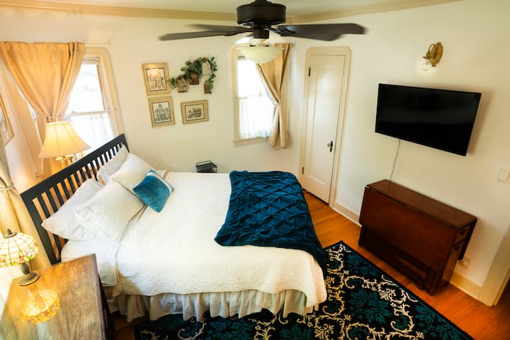 Private Studio, Walk To Dining, Biz Traveler+ - San Jose, CA