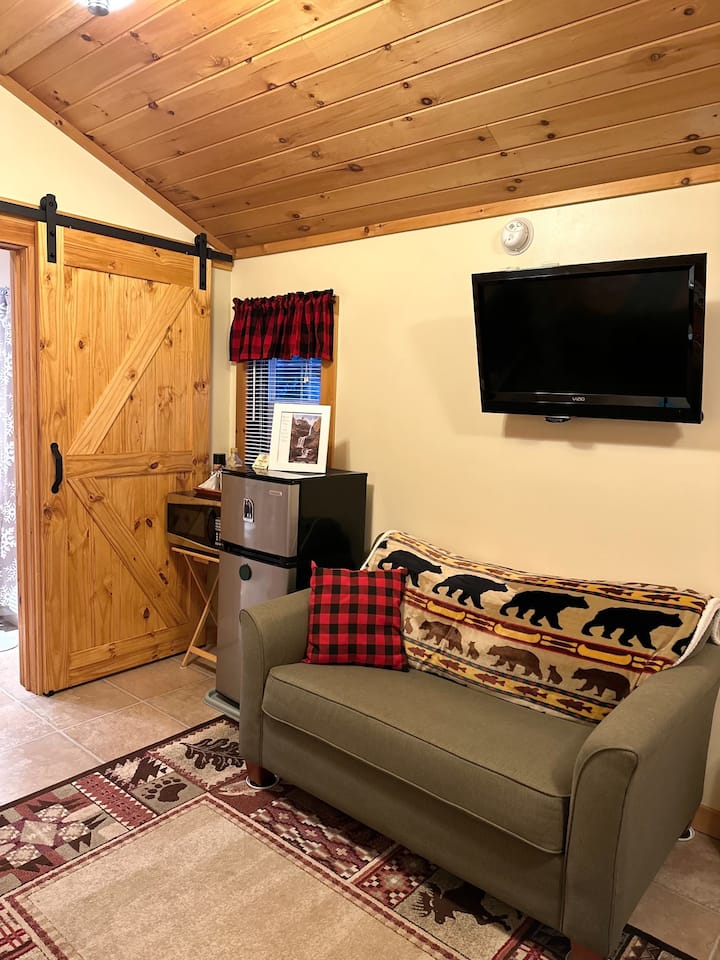 Cutest Cabin In Windham Adorable Little Home For 2 - Hudson Valley, NY