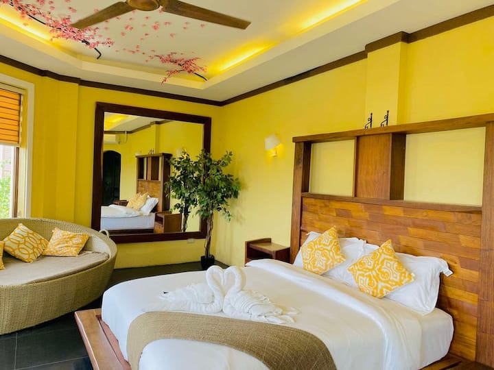 Executive City View Family Suite Room - Davao City