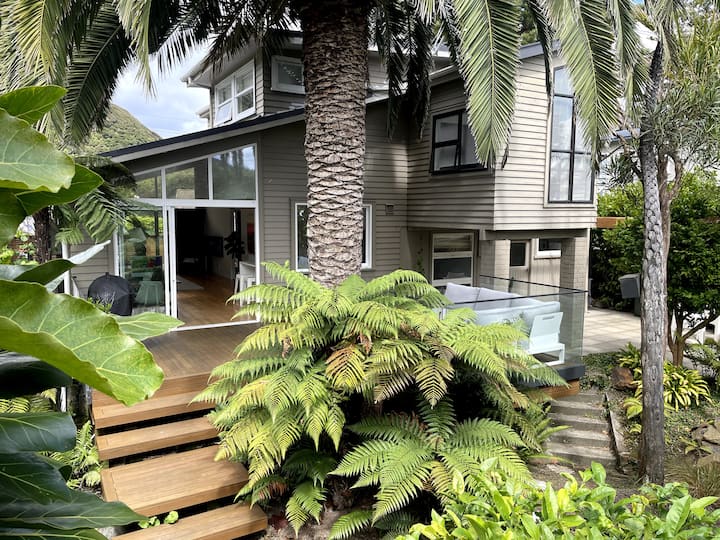 Modern Eastbourne House Near The Sea - Wellington
