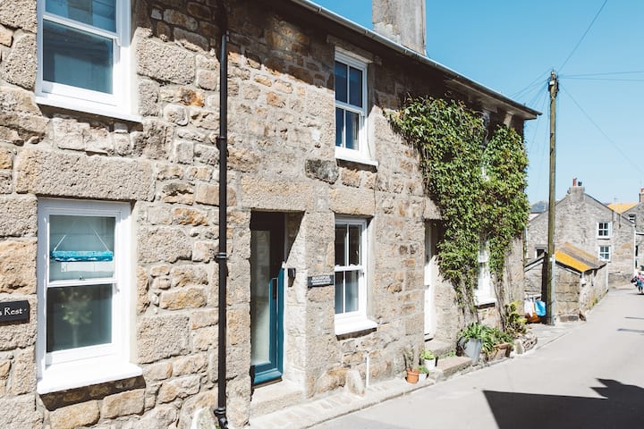 Stylish Family Cottage With Direct Beach Access - Hayle