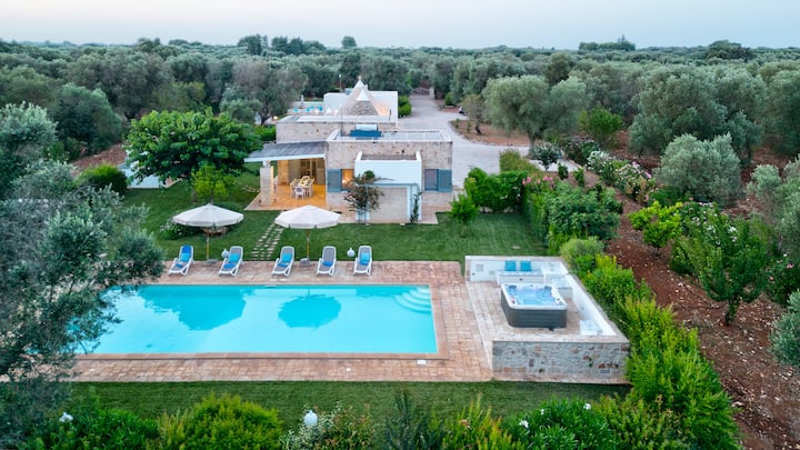 Trullo La Dolce Vita Deluxe - Apulia