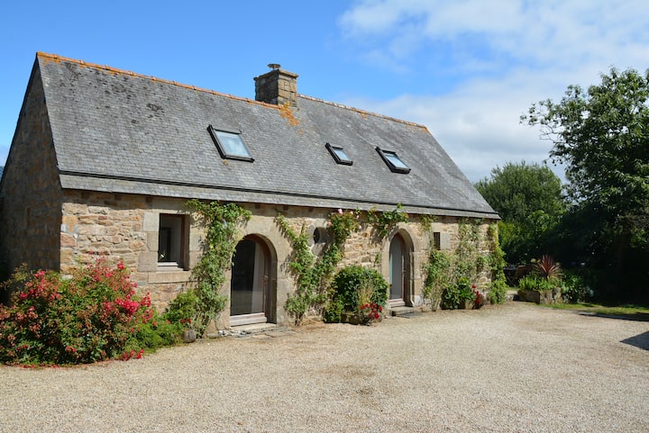 Gîte Est De Kersauson, Classé 4 éToiles. - Plougrescant