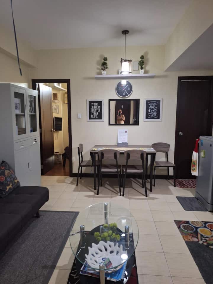 Makati Condo Stay Or Business Near Mrt-magallanes - Makati