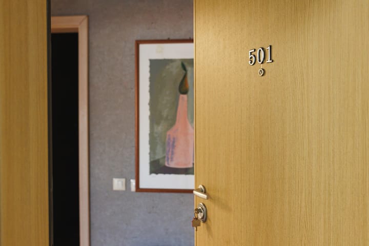 Modern & Central Apartment With Parking Space - Plovdiv