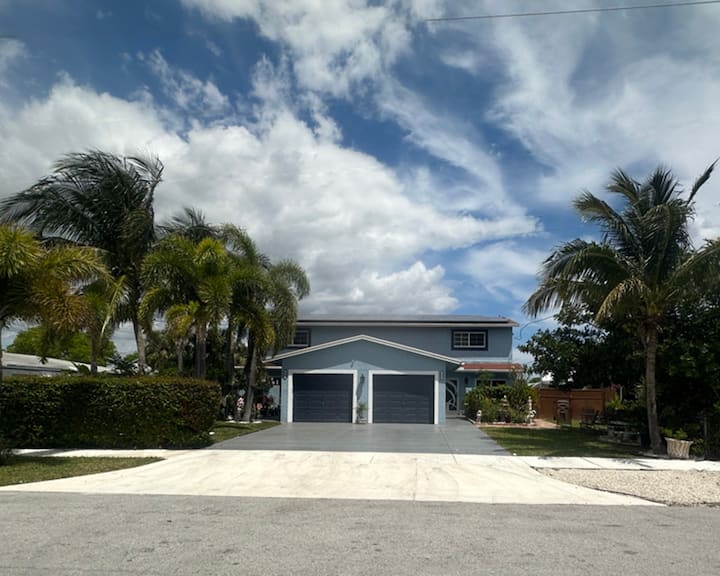 Deerfield Beach Two Bedrooms With Two Bathrooms - Boca Raton, FL